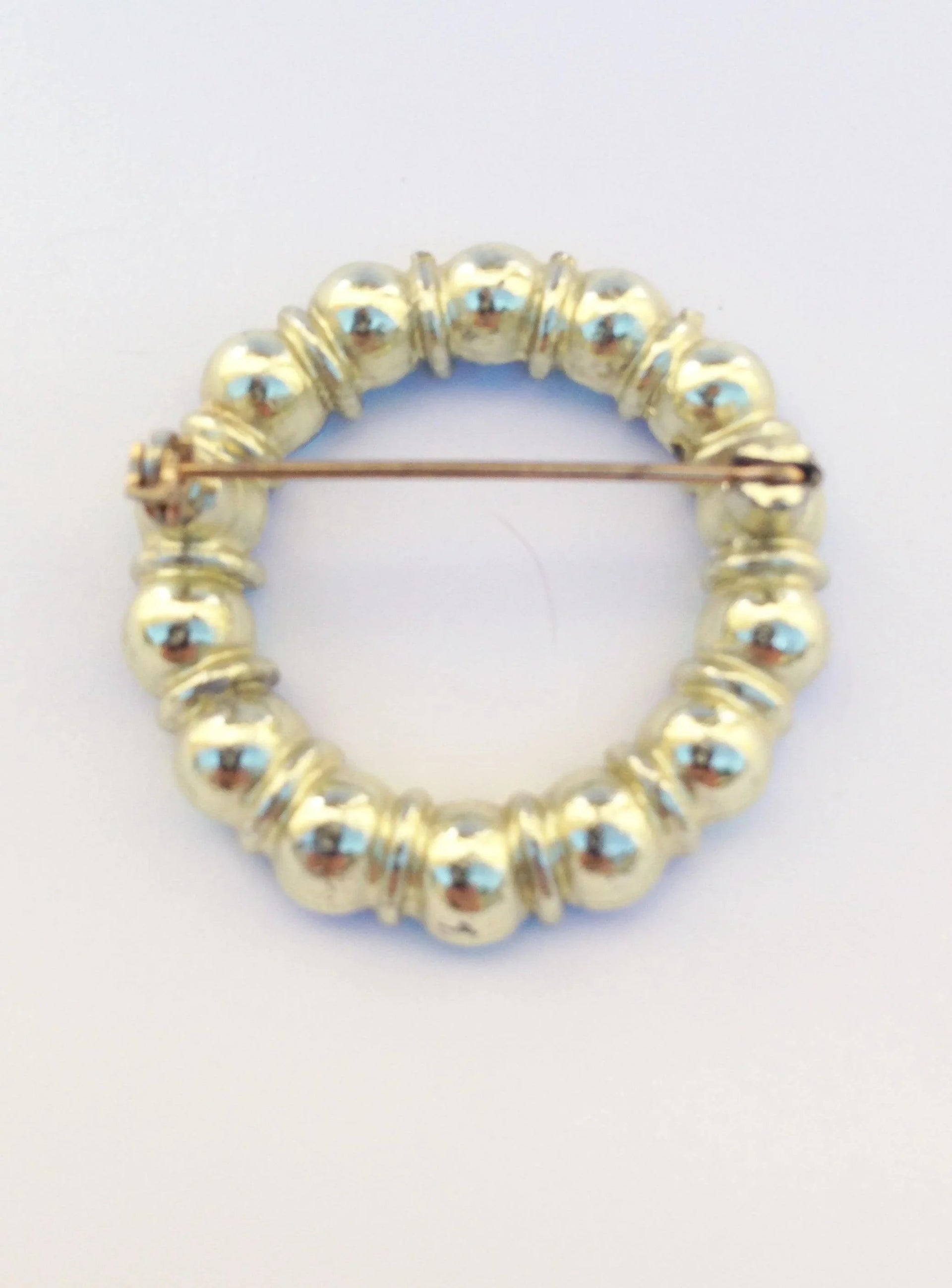 Vintage Circle Blue Aurora Borealis Brooch Pin – Hers and His Treasures