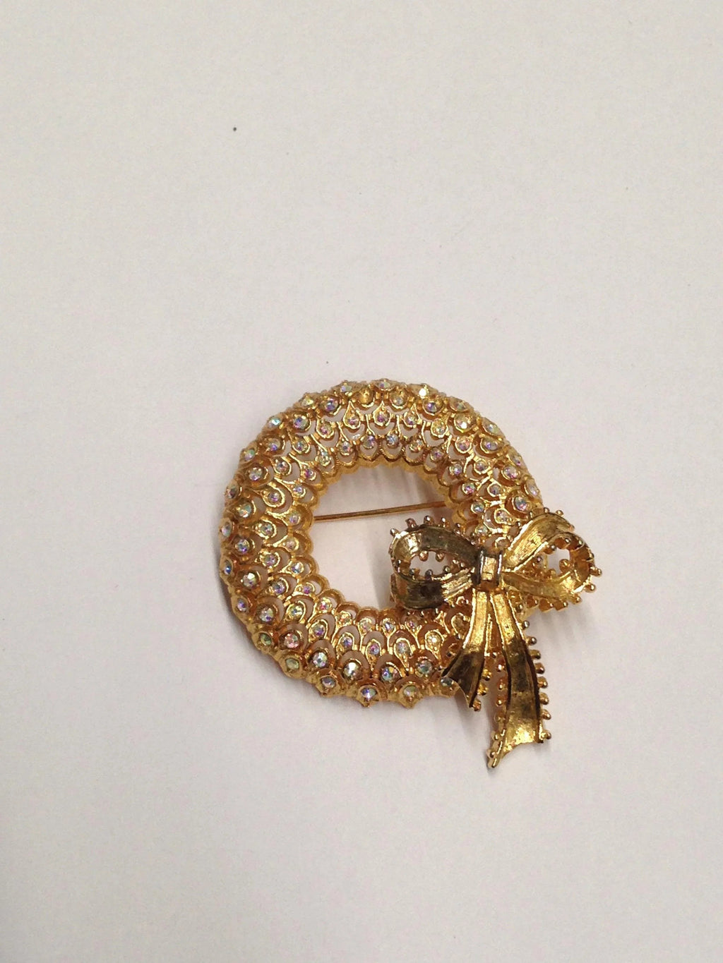 MYLU Rhinestone Wreath Brooch Pin – Hers and His Treasures