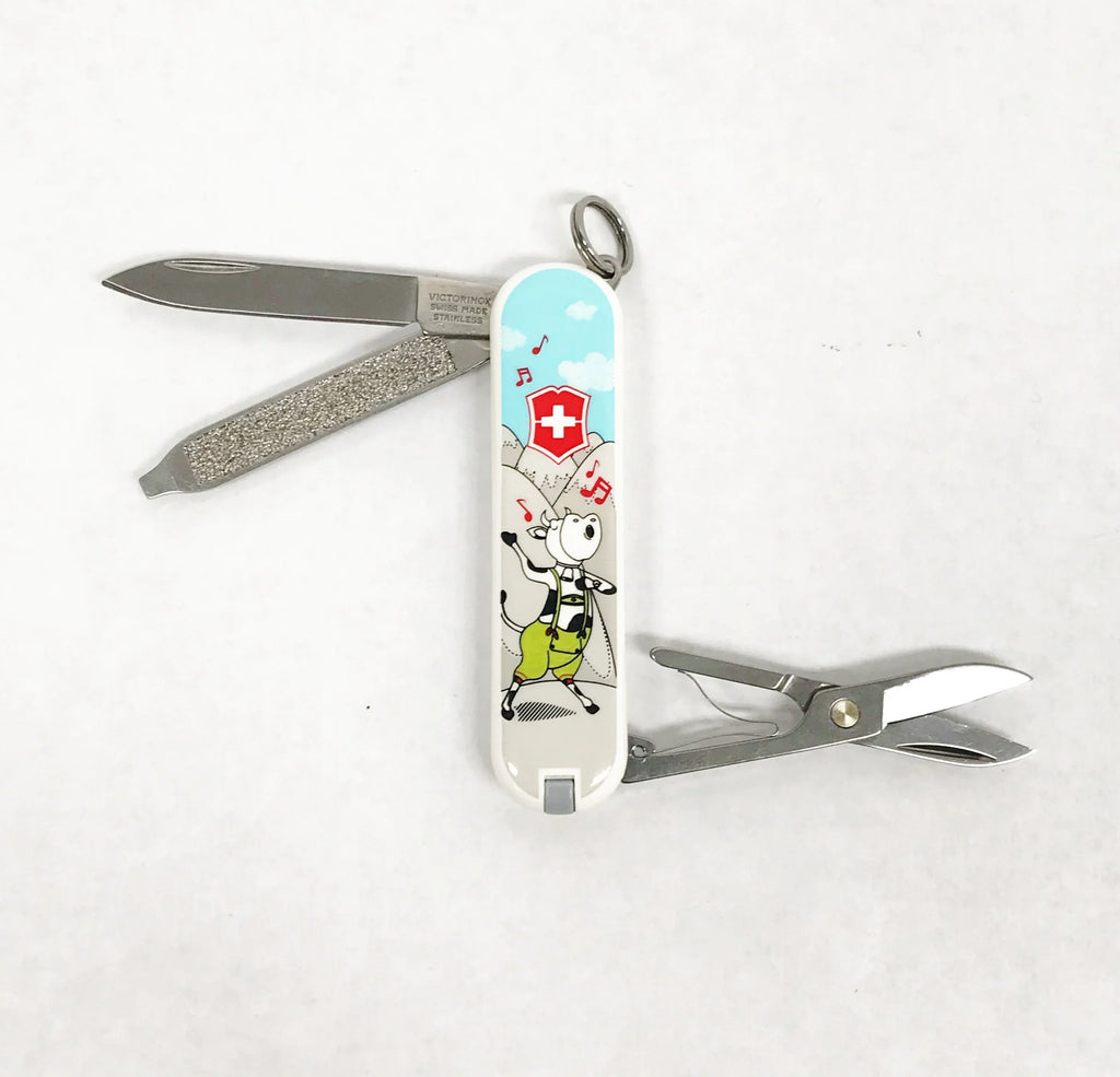 2015 Victorinox Classic SD Yodelay Hee Moo Limited Edition Swiss Army ...