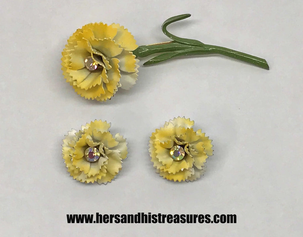 Vintage Metal Yellow and White Carnation Flower Jewelry Set – Hers and ...